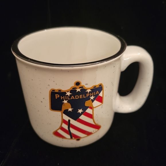 Dining | Philadelphia Mug 12 Oz Retro Style White Blue And Red Liberty ...